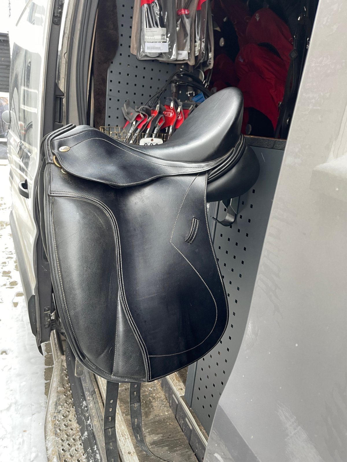 Brugt Kentaur Elektra dressursadel 16,5"